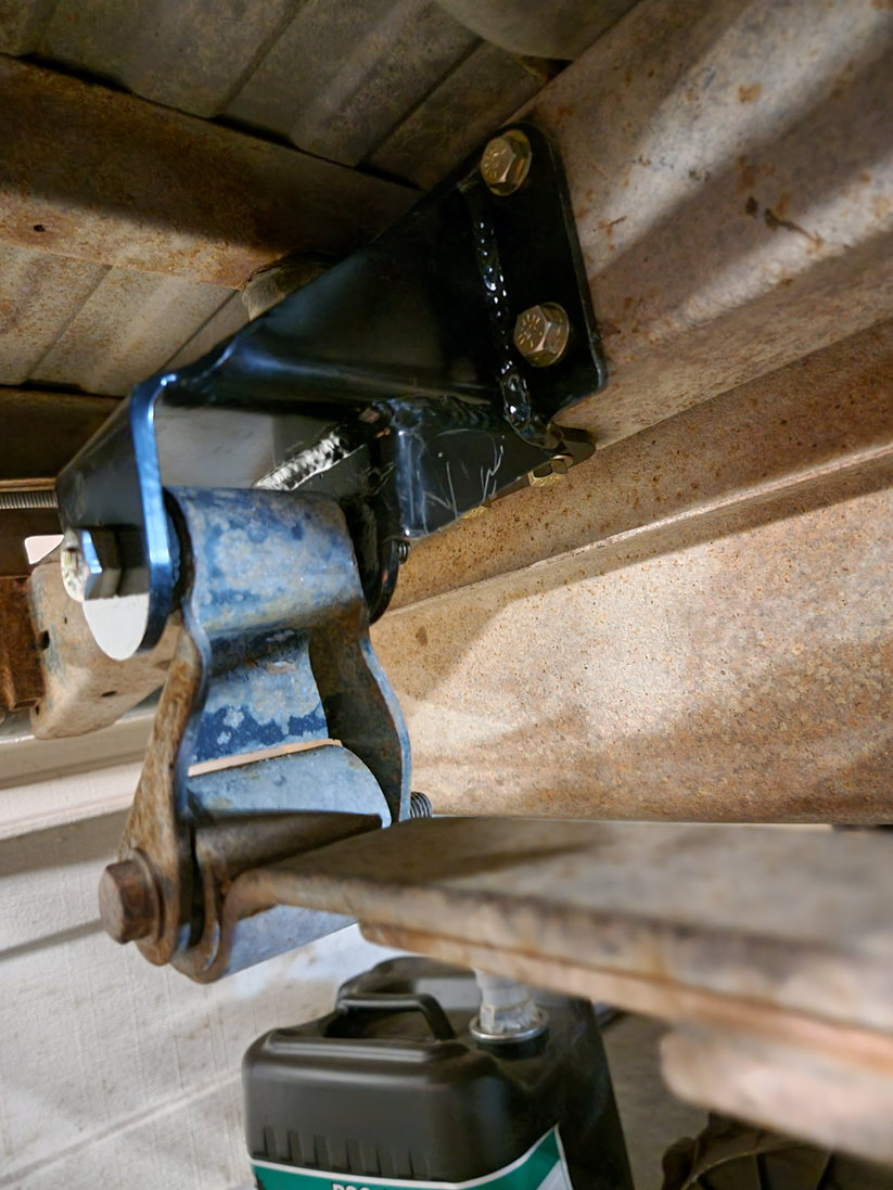 73-87 1/2 ton 3/4 ton Chevy Squarebody 3" shackle reversal – hogbackfab