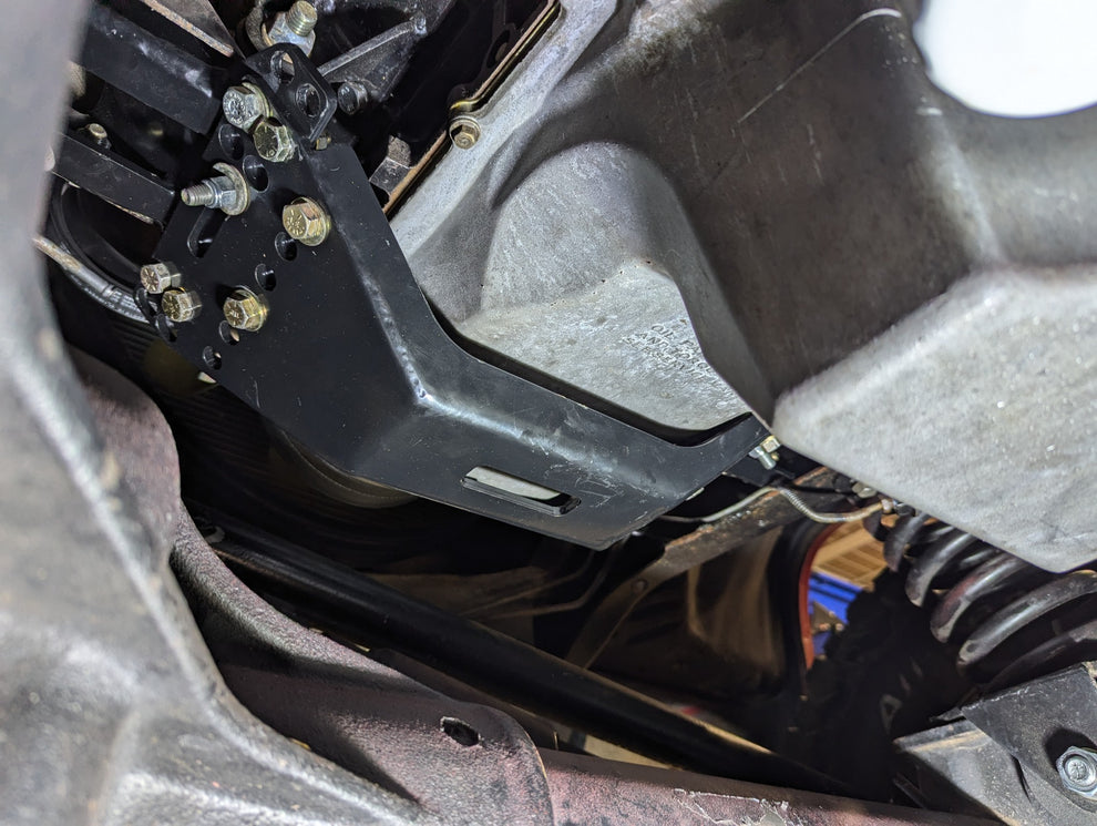 Adjustable Squarebody Engine Crossmember – hogbackfab